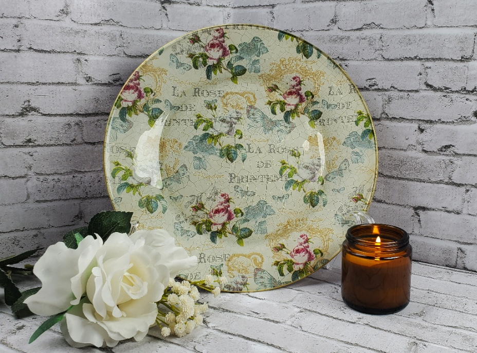 How to Reverse Decoupage on a Clear Plate using Round Napkins ...